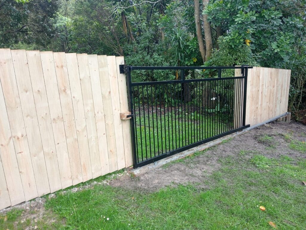 Finding the 6 Best Fence Contractors in Auckland [2026 ]